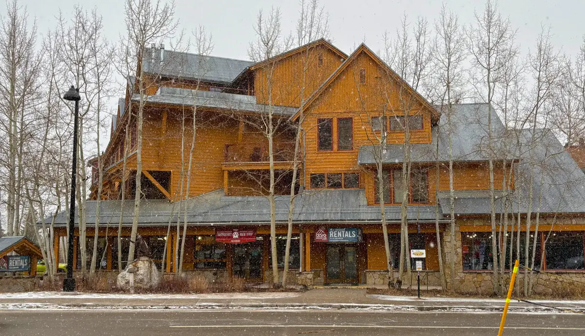 Breckenridge - Park Avenue | Base Mountain Sports